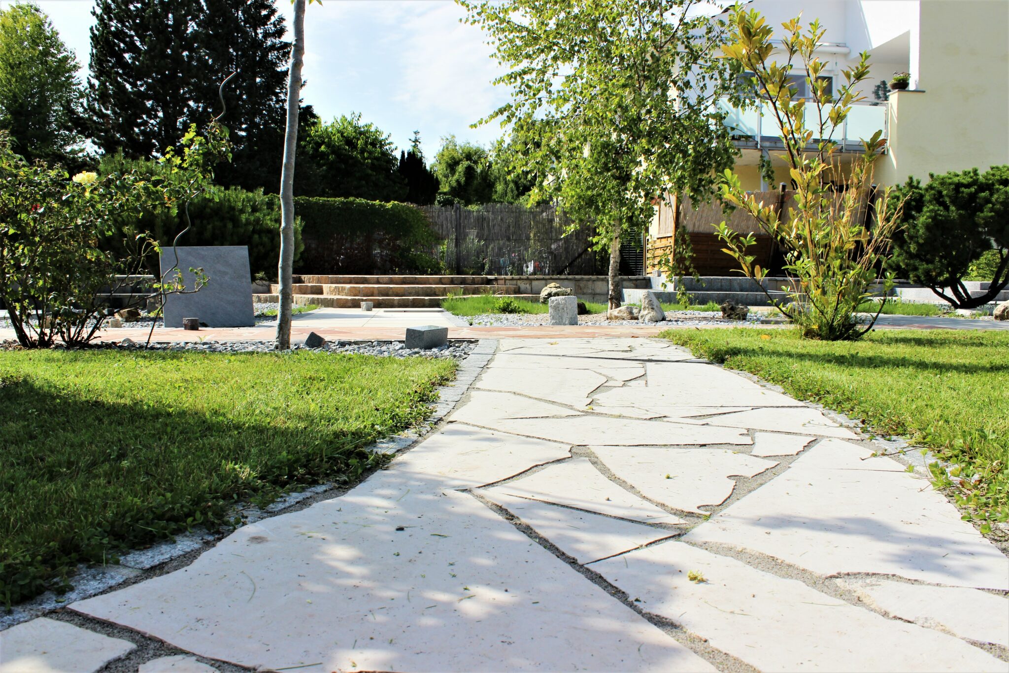 Terrassen & mehr - Gartengestaltung Candir - Gartenbau in München